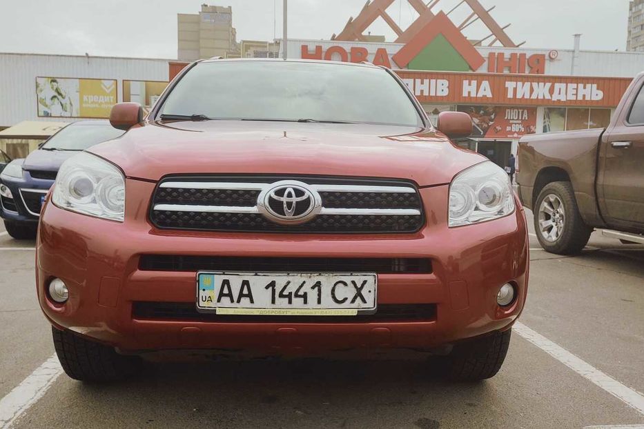 Продам Toyota Rav 4 XLE в Киеве 2007 года выпуска за 11 000грн
